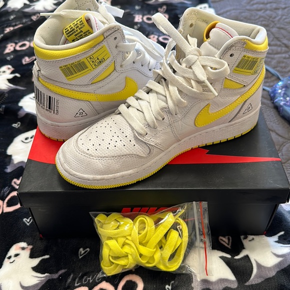 Jordan | Shoes | Air Jordan Retro High Og First Class Flight | Poshmark